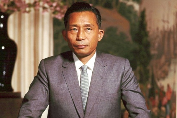 Park Chung-hee: Lutando contra a corrupção até o fim e o "milagre no ...