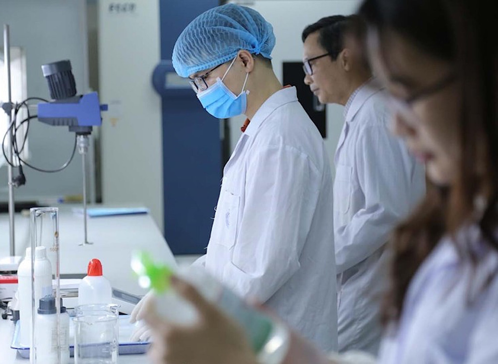 Medical admission includes Literature subject: Many doctors object