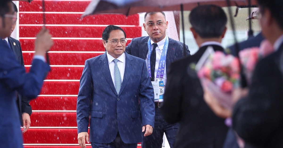 Prime Minister arrives in Guangxi to attend activities between ASEAN ...