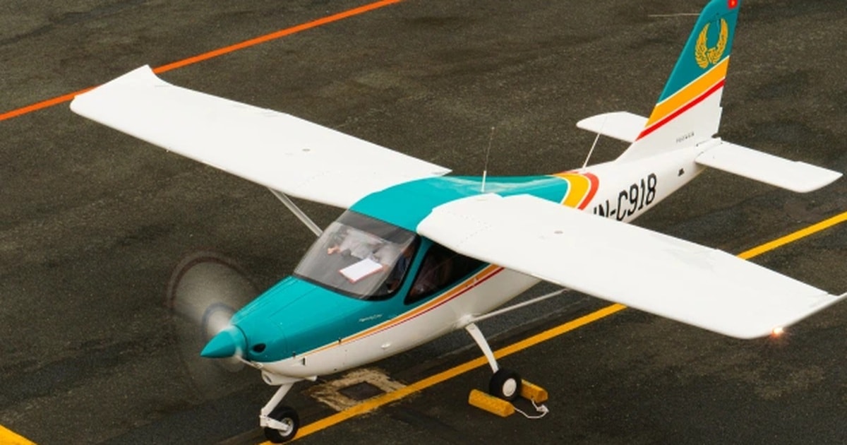 L'avion d'entraînement a « sauté » à l'atterrissage à Rach Gia