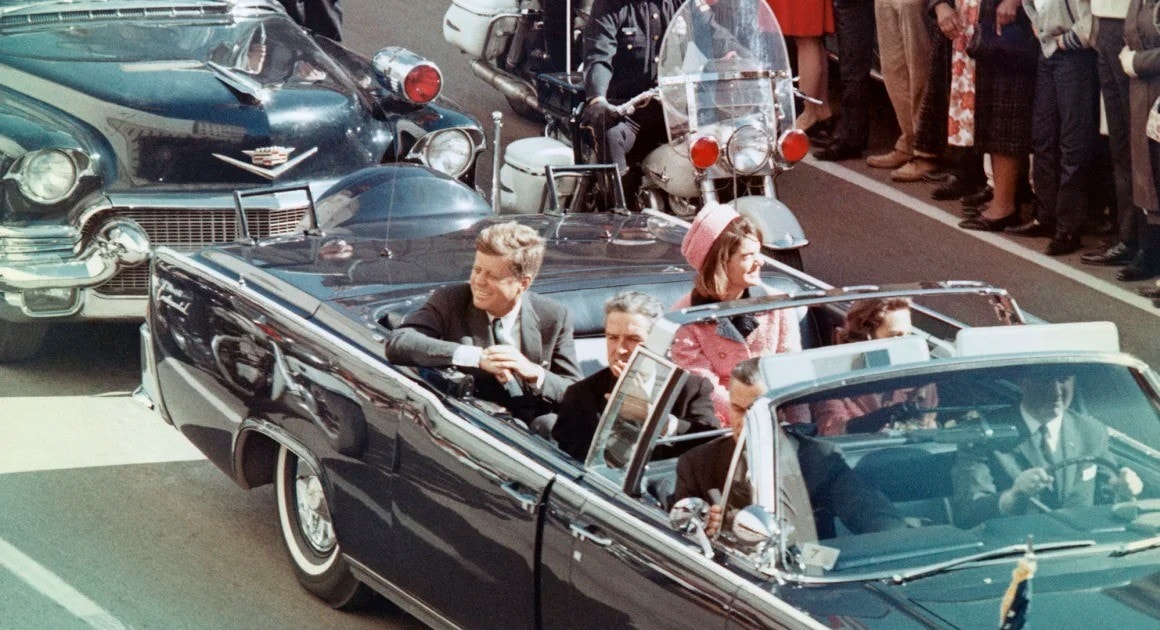 FBI finds 2,400 new files on President Kennedy's assassination