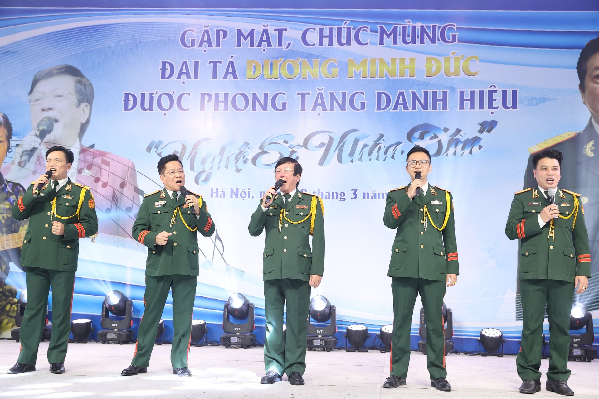 Artista do povo com a patente de coronel, filho do primeiro diretor do ...