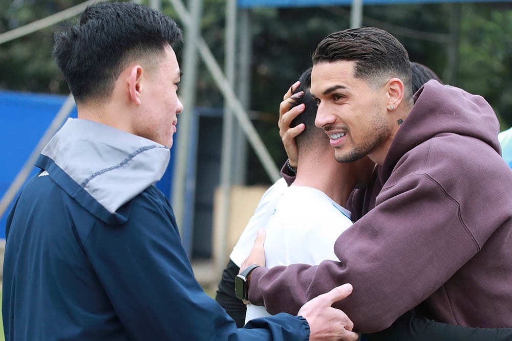 Nam Dinh Club terminates contract with midfielder Hendrio