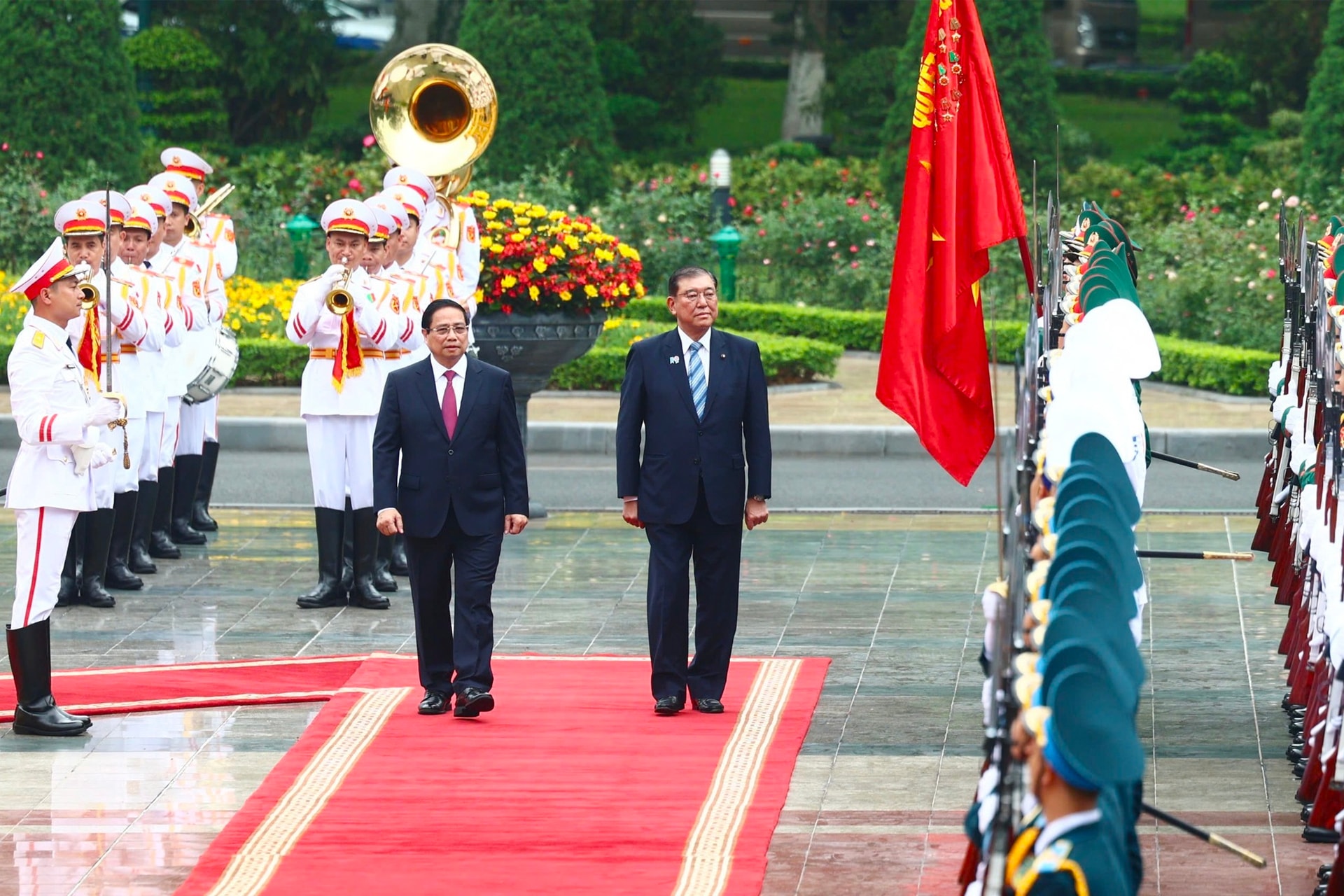 Aperçu de la cérémonie d'accueil organisée à l'occasion de la visite ...