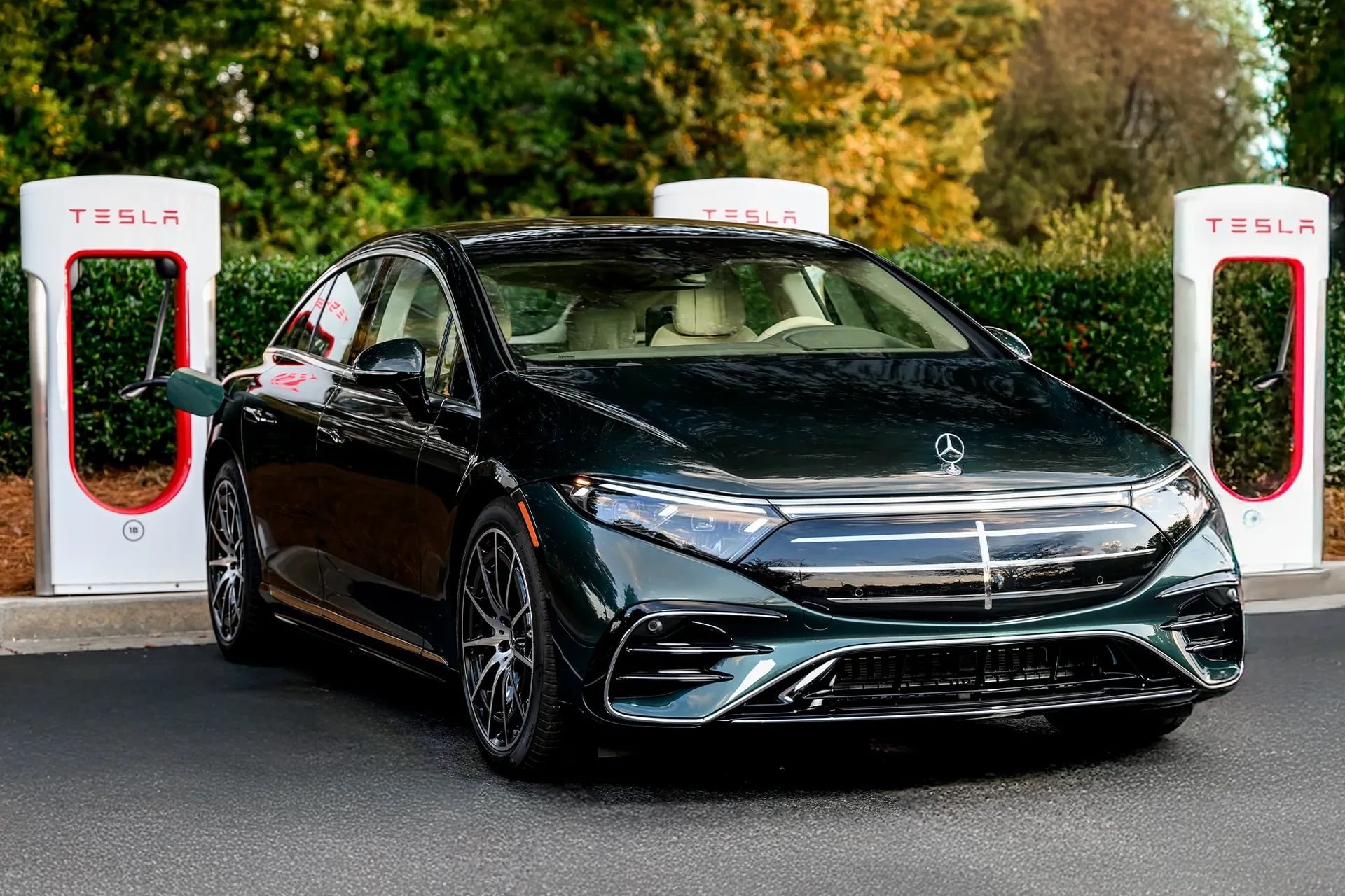 Berita Otomotif 5/8: Dealer mulai menerima uang muka untuk SUV listrik ...