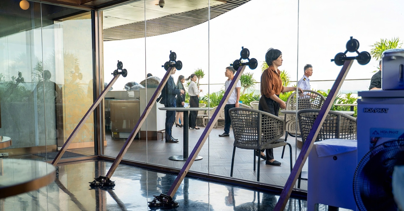 Storm No. 9 Ragasa Approaching: Quang Ninh Is Straining to Resist, Fear ...