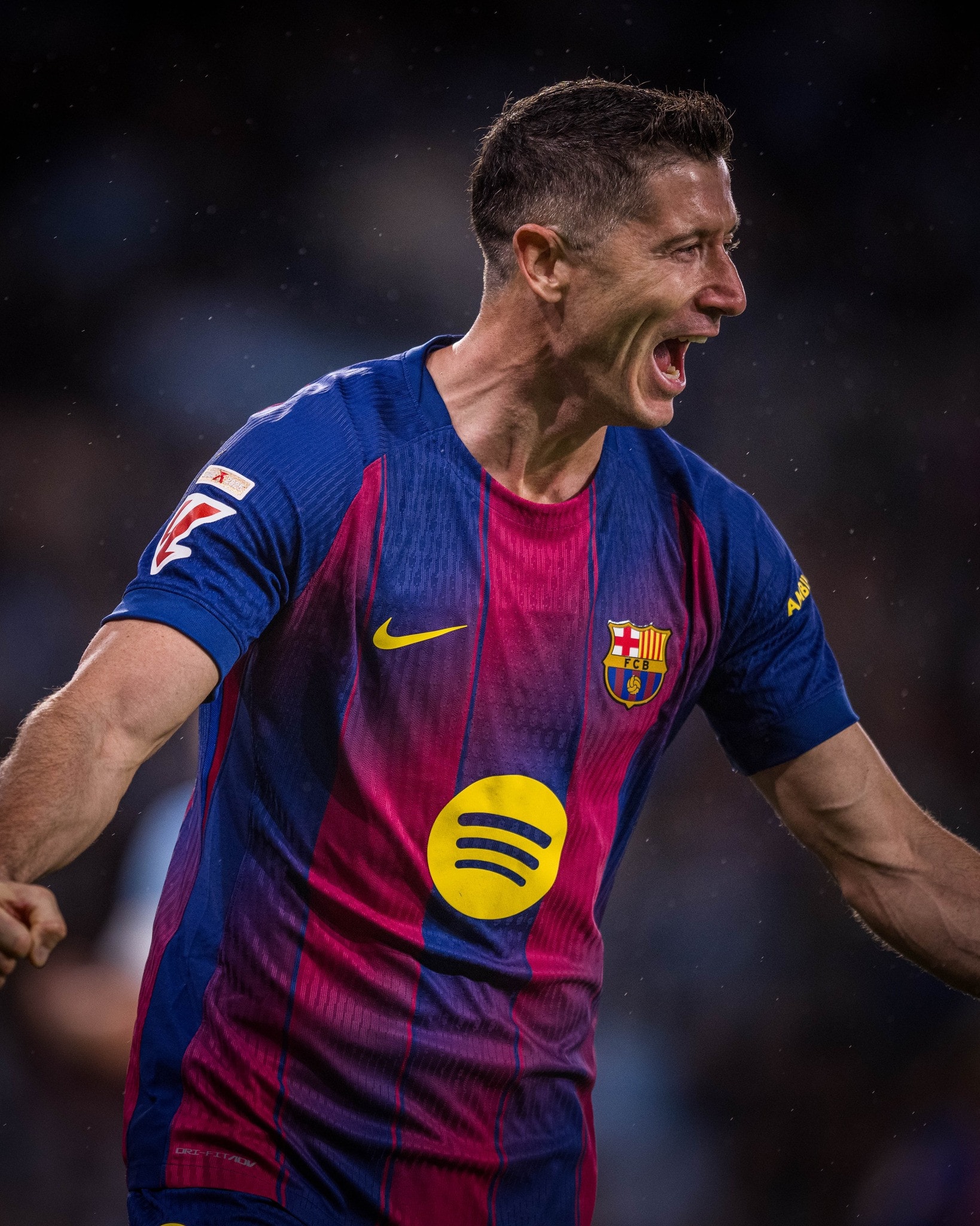 Lewandowski brille aux côtés de Yamal, le Barça se rapproche du Real Madrid