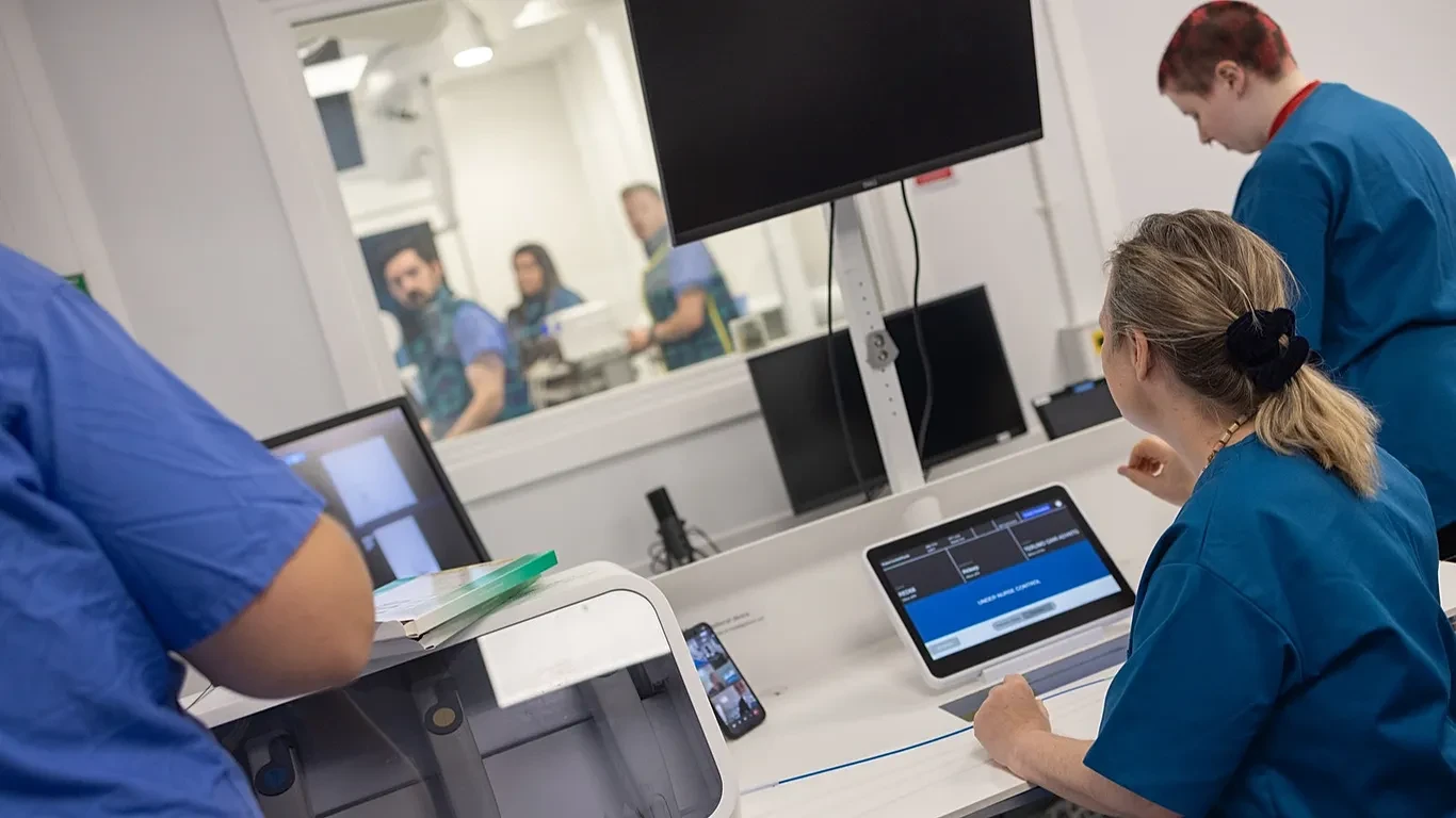 Stroke surgery controlled from a distance of more than 6,500 km