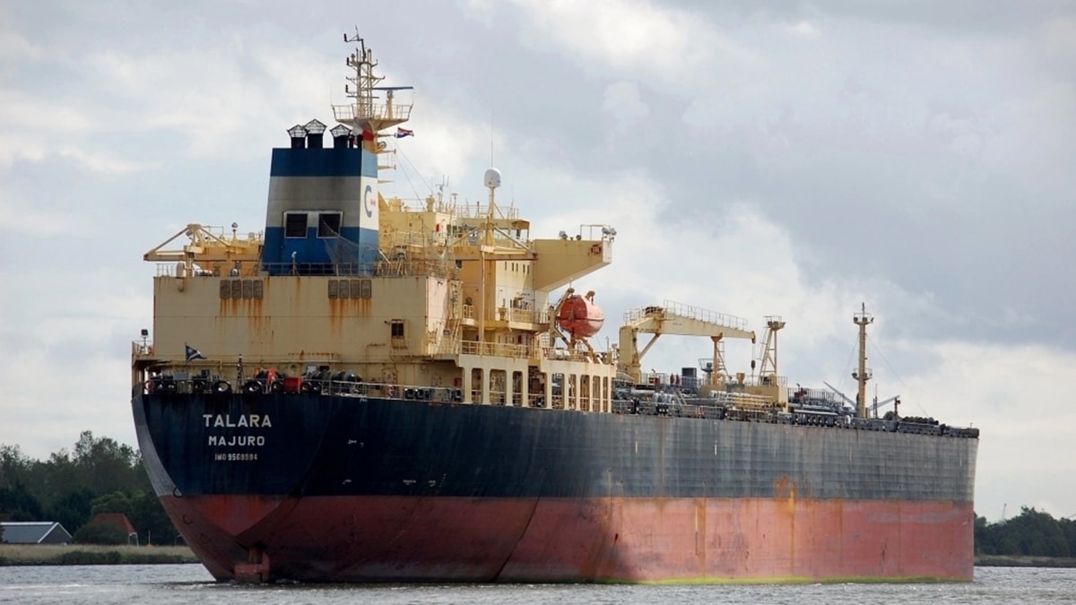 Iran confirms capture of foreign oil tanker