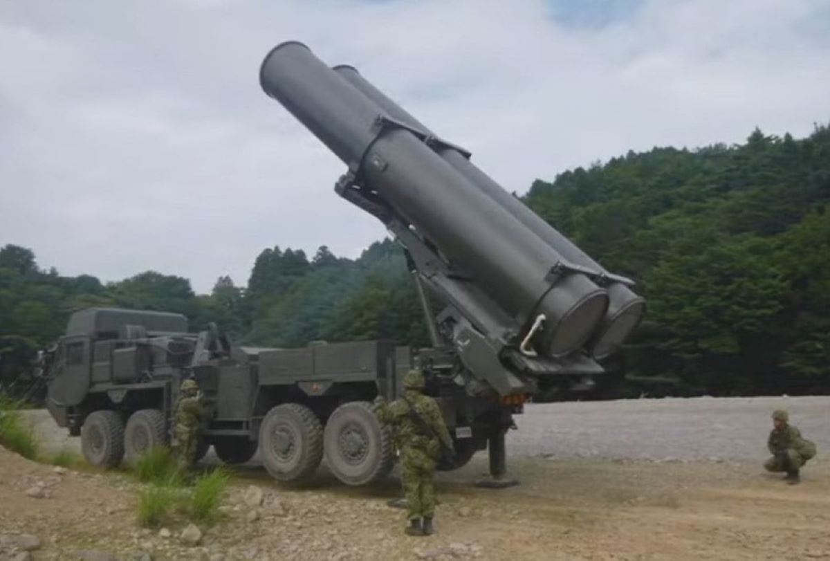 The HVGP missile has a range of 3,000 km, a speed of Mach 7, is ...