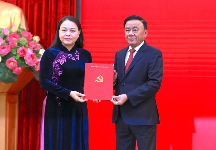 Ms. Nguyen Thi Thu Ha holds the position of Deputy Chief of the ...