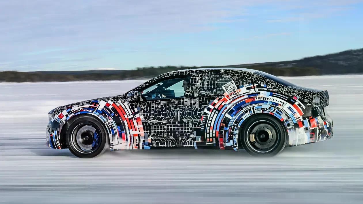 Hé lộ mới về xe điện 1.000 mã lực của BMW