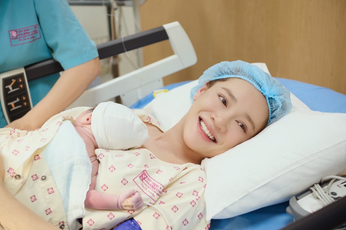 Nha Phuong donne naissance à son troisième enfant.