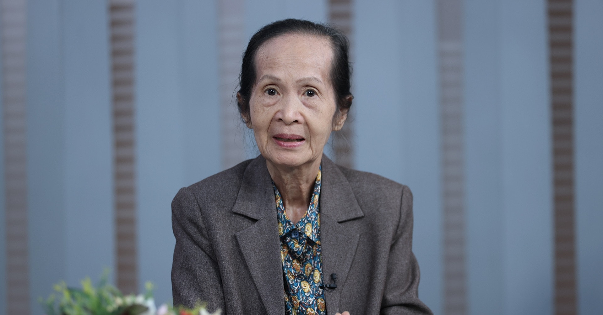 10% Growth: When Institutions Are a Prerequisite